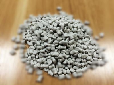China PE-500 Desiccant Masterbatch with 200 Hours Shelf Time | 1-5% Adding Ratio for Plastic Moisture Control for sale