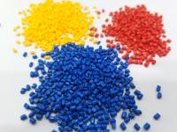 China Environment Friendly Polypropylene Masterbatch Injection Film with 1.7 g/cm³ Density and 140-320℃ Processing Temperature for sale