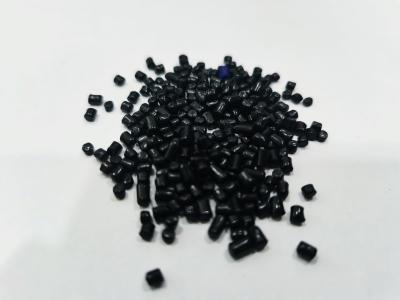 China Carbon Black Plastic Color Masterbatch TIO2 PE 40% Density 1.7 g/cm³ for Garbage Bags and Shopping Bags for sale
