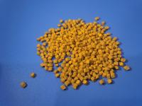 China PE Films Injections Yellow Masterbatch 20% Concentration 3036 for LDPE with 1.7 g/cm³ Density and 140-320℃ Processing for sale