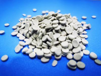 China White Grey Dehydration Defoaming Masterbatch for Water Recycling - 7.50 g/10min Melt Index, 1.70 g/cm³ Density for sale