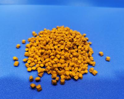 China Non Toxic Yellow Plastic Masterbatch with 30% Pigment Content for HDPE LDPE PE PP Applications for sale