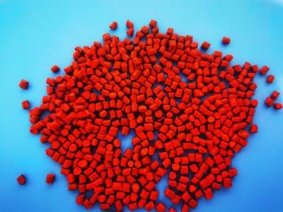 China Red Masterbatch Plastic Additive with 1.7 g/cm³ Density and 140-320℃ Processing Temperature for Injection Molding for sale