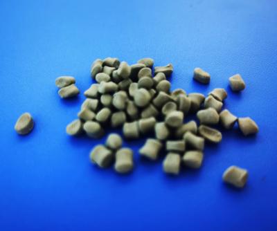 China PE-500 Plastic CaO Desiccant Masterbatch with 200-Hour Lifetime for Injection Molding and Recycled Resin Pellets for sale