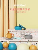 China Toddler Silicone Tableware Set Customized Logo Microwave Steamable Newborn Feeding Set for sale