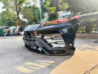 China Lamborghini Urus front bumper assembly, factory painted. All original accessories come with the bumper, all retaining clips are intact. Feel free to contact us for more details. for sale