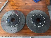 China Genuine OEM Front Carbon Ceramic Brake Disc Pair for Ferrari Roma.
No cracks, sufficient residual thickness, complete with hats and bolts, direct bolt-on fitment.
OE Part No.: 912544
Fits Ferrari Roma for sale