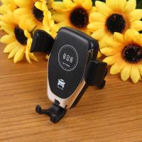 China Automatic 8pin 10W Gravity QI Wireless Car Charger for sale
