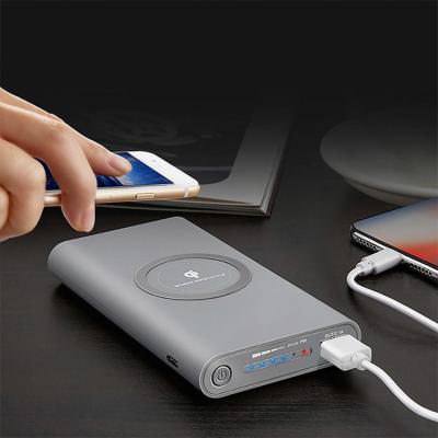 China 10000mAh QI Standard Wireless Charging Pad for sale