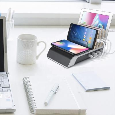 China 3 Ports USB 3.0 Type C 10W QI Wireless Charging Station for sale