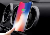 China Auto Lock Black Gravity 5W QI Wireless Car Charger for sale