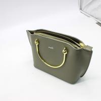 China OEM Leather Tote Bag with Zipper Closure 17x9x10 cm Two Side Pocket Handbag for sale