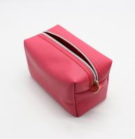 China 18.5cm Small Leather Cosmetic Pouch BSCI PU Leather Makeup Bag with Big Storage for sale