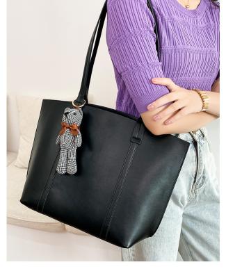 China 28cm Genuine Leather Tote Bag for Women OEM Custom Black Handbag Purse for sale