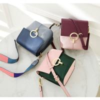 China PU Leather Crossbody Bucket Bag 26cm Women Commuter Handbag with Adjustable Strap for sale