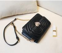 China PU Leather Chain Strap Shoulder Bag 20x7x20cm Women Crossbody Messenger Bag for sale