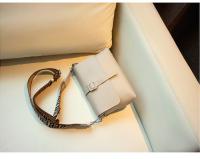 China Cream PU Leather Crossbody Bag 22x8x14cm Hasp Closure Square Sling Bag for Women for sale