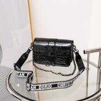 China Black PU Leather Crossbody Bag with Chain Strap 21x7x14cm Women Fashion Shoulder Bag for sale