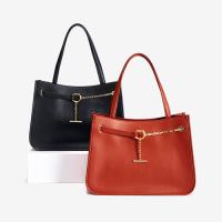 China Women's Vintage Nylon Makeup Bag Large Capacity 38x18x28cm Custom Logo Portable Handbag for sale
