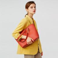 China 28cm Red PU Leather Women's Casual Commuter Tote Bag Large Capacity 41x11x28cm for sale