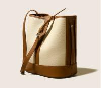 China Lychee Pattern PU Leather Shoulder Bag 23x15x25cm Large Capacity Messenger Bag for sale