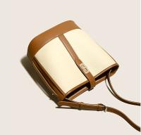 China Lychee Pattern PU Leather Shoulder Bag 23x15x25cm Large Capacity Messenger Bag for sale