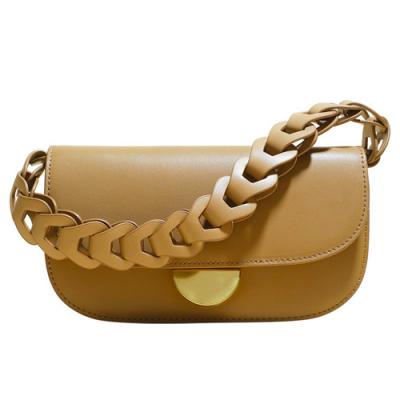 China PU Leather Armpit Chain Strap Shoulder Bag 23x13cm Hasp Closure for sale