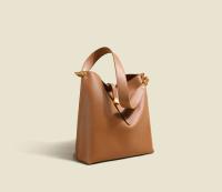 China Hasp Closure PU Shoulder Bag 29x10x27cm Leather Underarm Crossbody Handbag for sale
