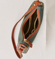 China Zipper Closure Small Underarm Bag PU One Strap Leather Bag for sale