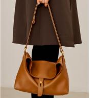 China Women Leather Over Shoulder Satchel Bag 31x12x23cm with Metal Lock Custom Logo for sale