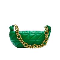China Green Quilted Leather Shoulder Bag 33x10x15cm OEM Thick Chain Women Handbag for sale