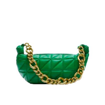 China Green Quilted Leather Shoulder Bag 33x10x15cm OEM Thick Chain Women Handbag for sale
