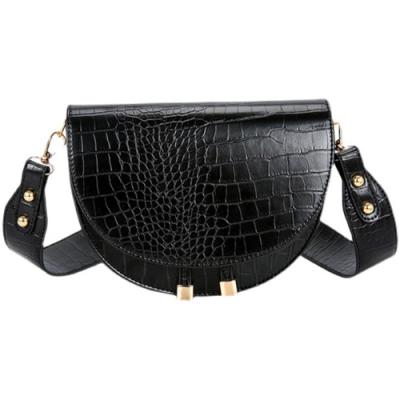 China 23cm Semicircle Crossbody Bag Niche Crocodile Pattern PU Shoulder Bag 5cm Width for sale