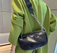 China BSCI Black PU Leather Chain Strap Shoulder Bag 26x5x13cm Rhombic Saddle for sale