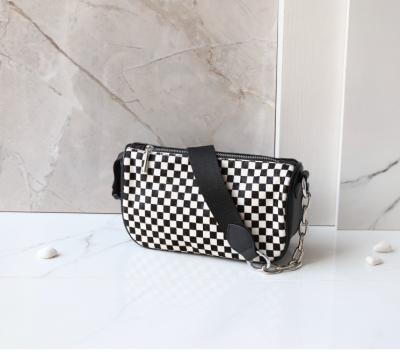 China Horsehair Checkerboard Crossbody Bag 24cm 15cm Black White PU Leather Messenger for sale