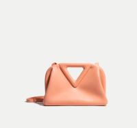 China Cowhide Ladies Clutch Bag Inverted Triangle Clip Frame 26x9x17cm Custom Logo for sale