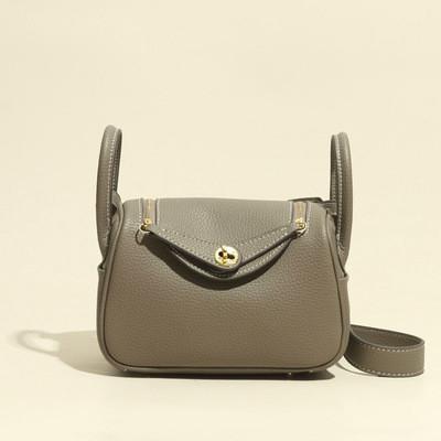 China Lychee Pattern PU Crossbody Bag 18cm 12cm Wide Strap Messenger Bag for Women for sale