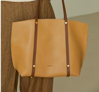 China Cowhide Leather Fan Shaped Tote Bag 37cm 27cm Large Capacity Handbag for Women for sale