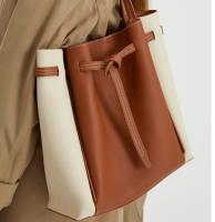 China PU Woven Leather Ladies Shoulder Bag 30x8x30cm Custom Color Niche Design for sale