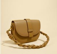China PU Leather Saddle Bag Crossbody Shoulder Bag 22x8x16cm Hasp Closure Western Style for sale