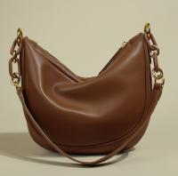 China PU Leather Crossbody Shoulder Bag 28cm 10cm Women Fashion Underarm Handbag for sale
