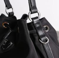 China Women's Leather Drawstring Bucket Bag 22cm Head Layer Leather Black Clockkeeping Bag for sale