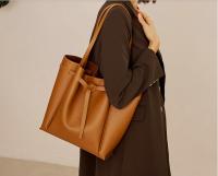 China PU Leather Brown Drawstring Bag ISO One Shoulder Messenger Bag for sale