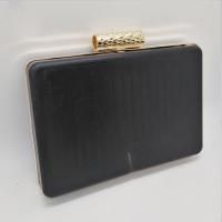 China Hollow Web Closure Gold Clamshell Purse Frame With Chain Loops for sale