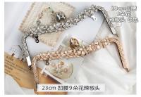 China Chili Shape Closure Flower Purse Clutch Frames With Stone for sale
