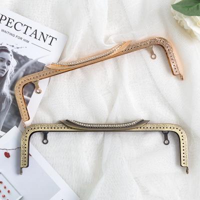 China Antique Flower Metal Purse Frame 18x6cm for Women Handbag Clutch Gold for sale