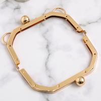 China Antique Brass Purse Clutch Frame 15x6cm with Screw Holes Round Closure for sale