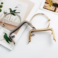 China Double Ball Clasp Silver Purse Clutch Frames With Round Handle for sale