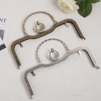 China Customized 128g 20.5*5cm Metal Clutch Frame With Holes for sale