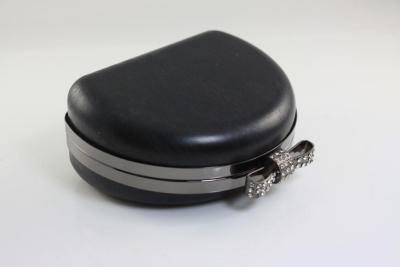 China Stone Bow Lock Clutch Frame 15x12cm Gun Black Iron Plastic DIY Purse Frame for sale
